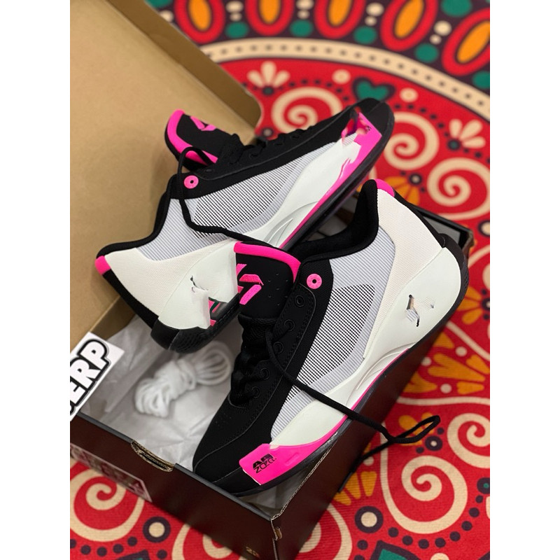 Luca 77 Hyper Pink Colorway Basketball Shoes for Men EIPS | Shopee ...