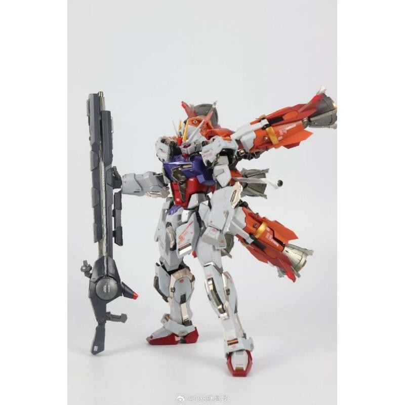 8832 MG 1/100 Strike Gundam with Gunbarrel Striker Backpack Metal Build ...