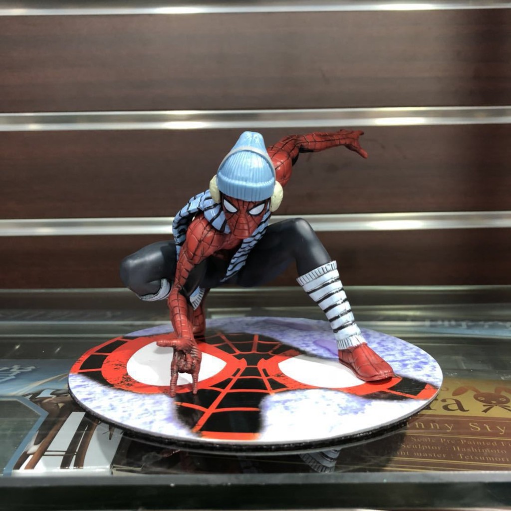 Marvel Comics: Spider-Man Winter Gear The Amazing Spider-Man 1/10 Scale ...