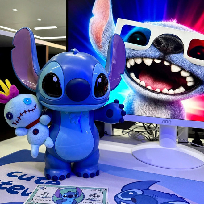 2025 Disney Lilo & Stitch Stitch electric piggy bank action figure doll ...