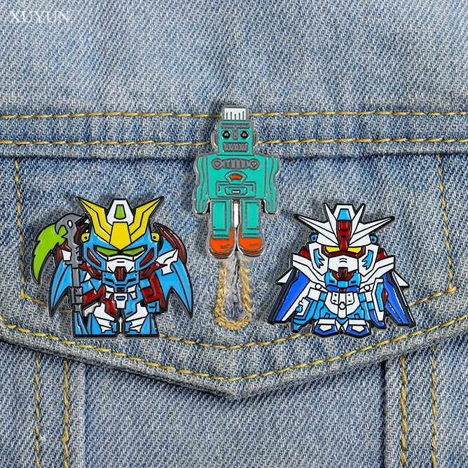 Creative Japanese Anime Mobile Suit Gundam Enamel Pin Armor Robot Metal ...