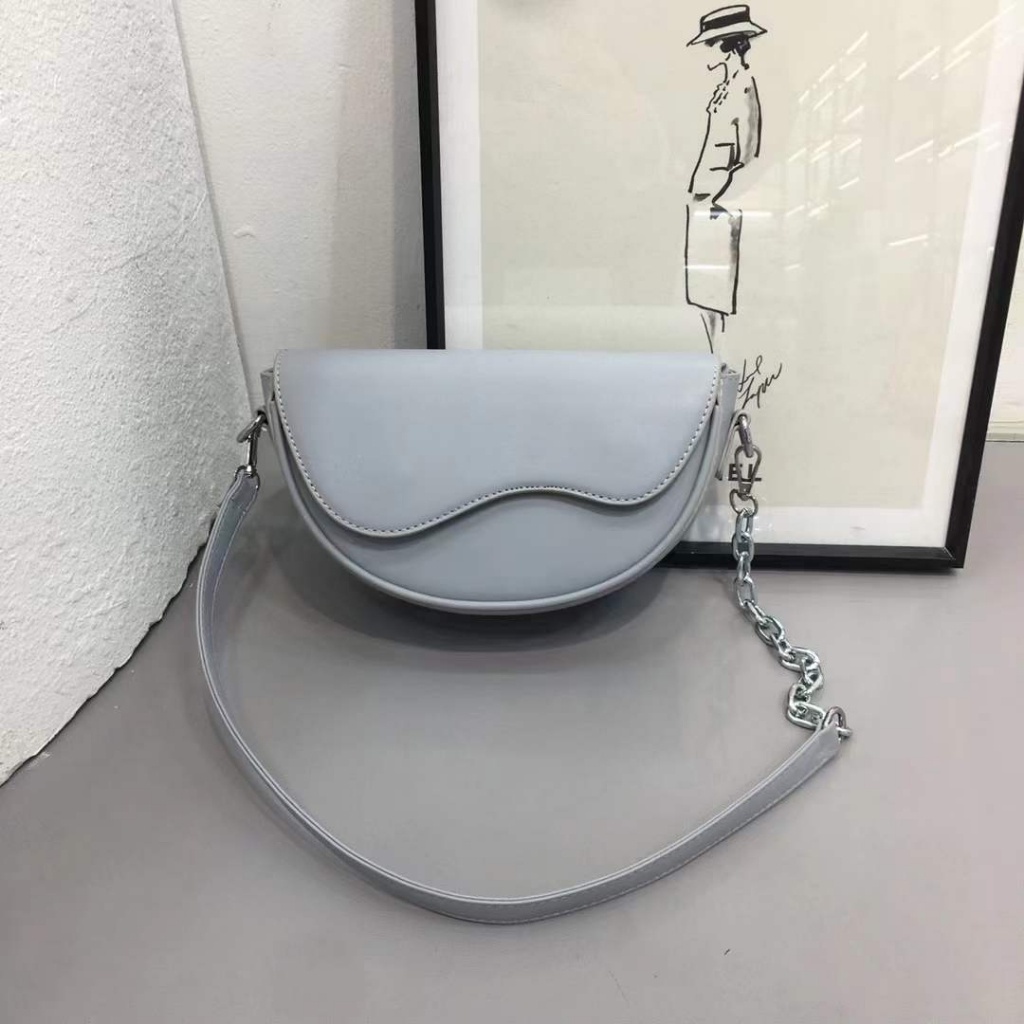 IMPORTED FASHION HANDBAG WOMEN'S SLING BAG 9924 - 23cm | Shopee Philippines