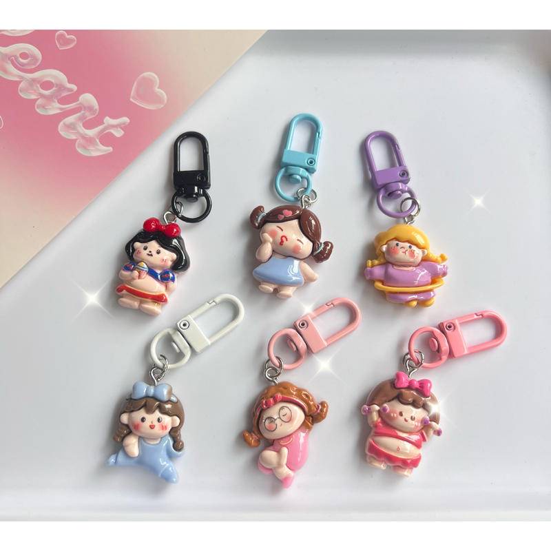 Cute Keychain Customized Letter Dudu Girl Keychain Phone Charm ...