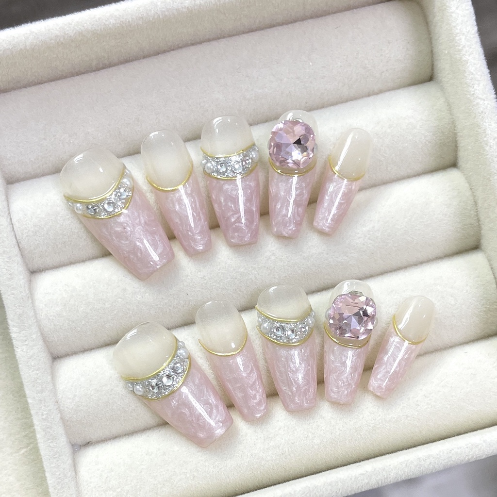 [HANDMADE]Artificial Nail Princess Mica Gilded Pink Light Luxurious ...