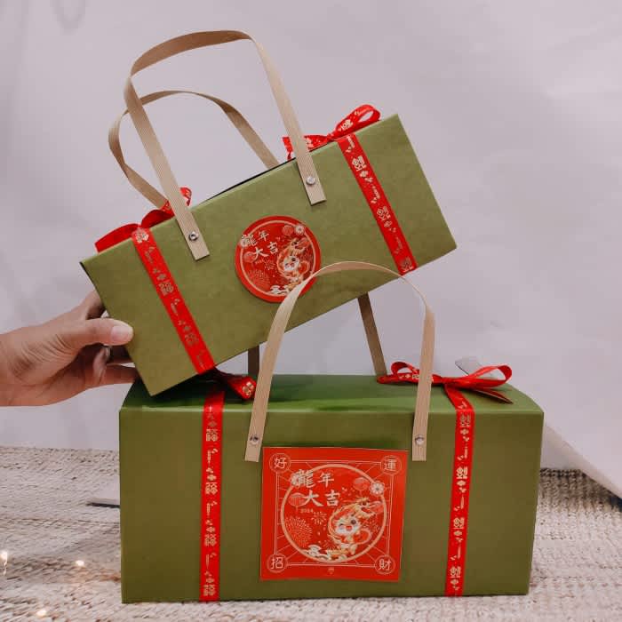 Dragon OLIVE Chinese New Year Giftbox - CNY Dragon Chinese New Year ...