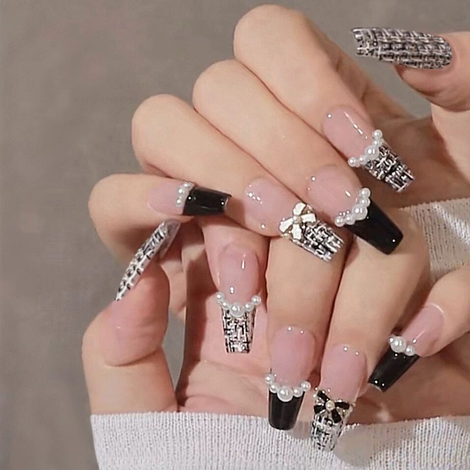 【on Hand】24 Pcs Decorative Fake Nails Set With Glue French Nail Diy