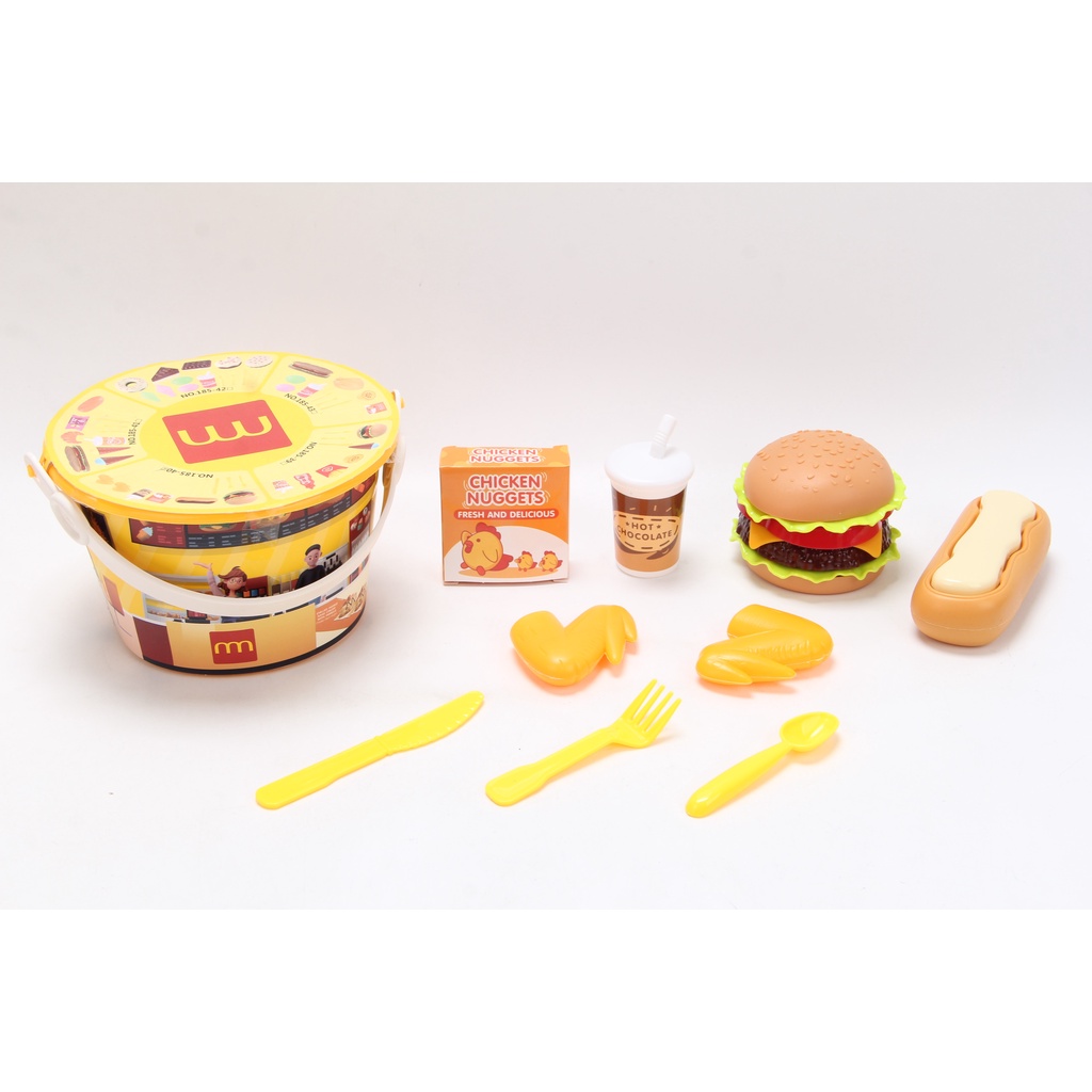 MINISO Playing House Series Whole-Family Set (Fast Food) (9 pcs ...