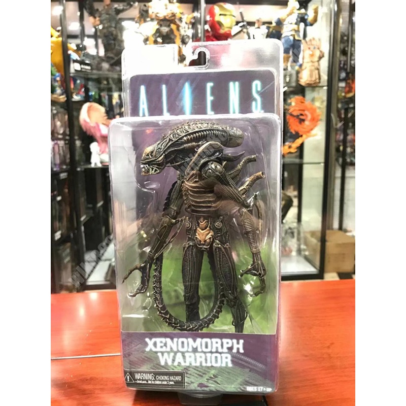 Alien NECA Predator Xenomorph Egg Newborn Facehugger Chestburster ...
