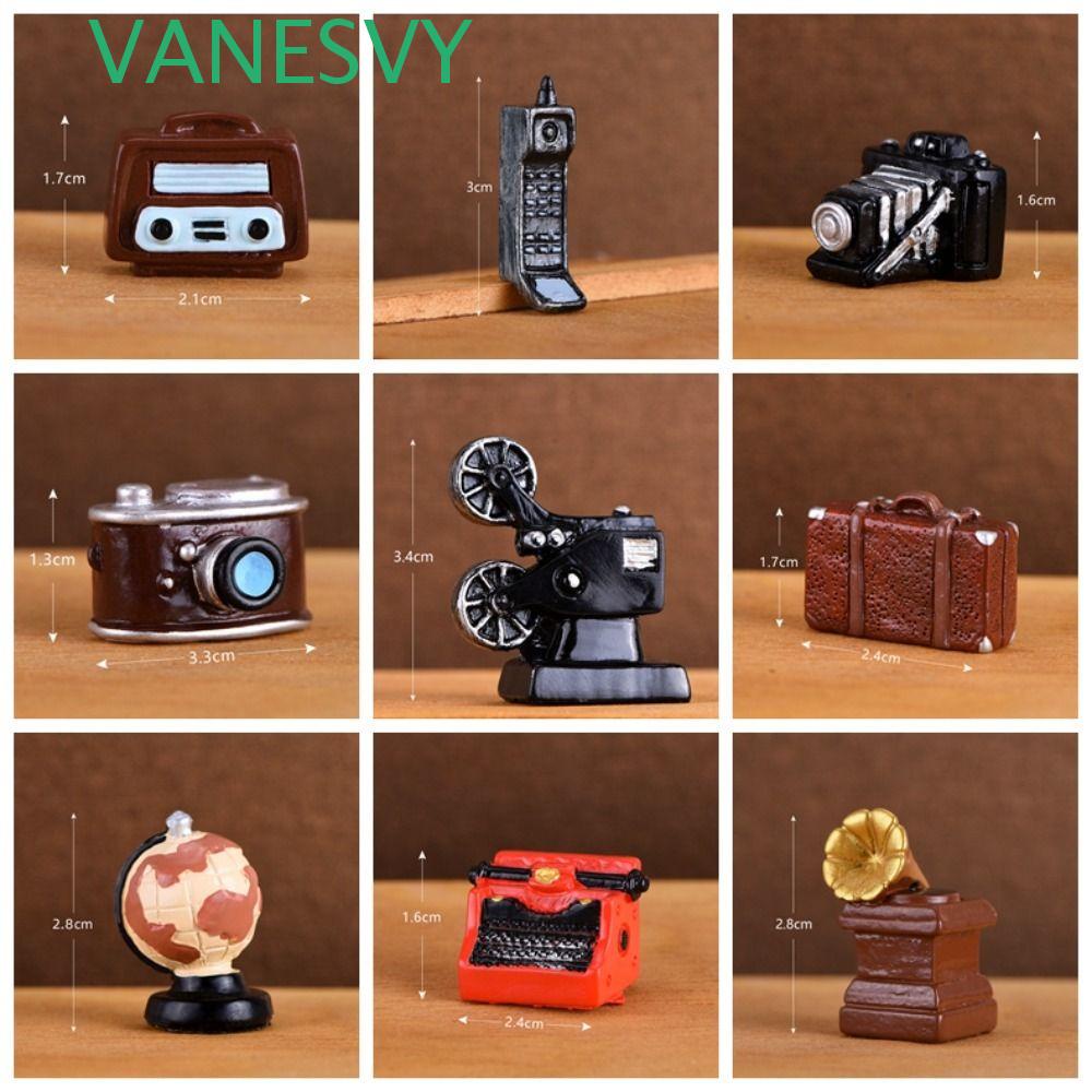 VANESVY Retro Nostalgic Figurine, Home Decoration Doll Houses Figure ...