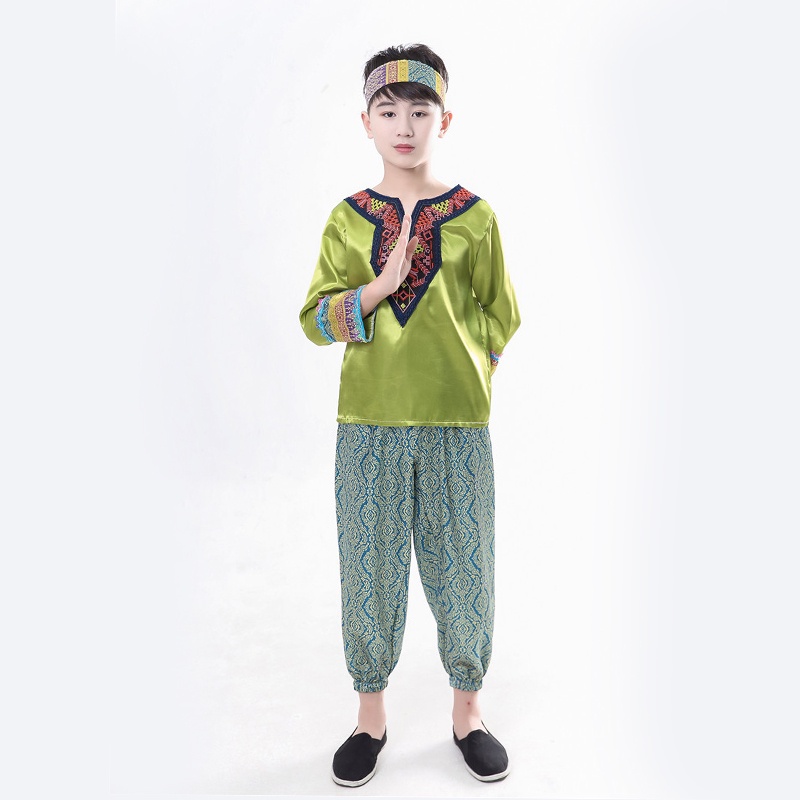 C2 United Nations Costumes Costumes For Kids Europe United Kingdom Australia Cambodia ...