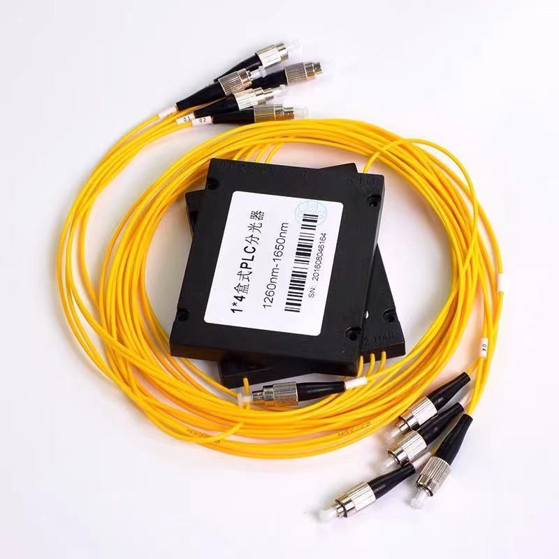 1 Point 4 Optical Fiber Splitter Splitter One Point Four Single Mode FC ...