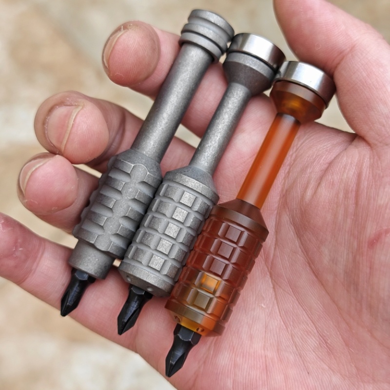 CNEDC Palm Screwdriver Titanium Alloy PEI Material Rotating Gyroscope ...