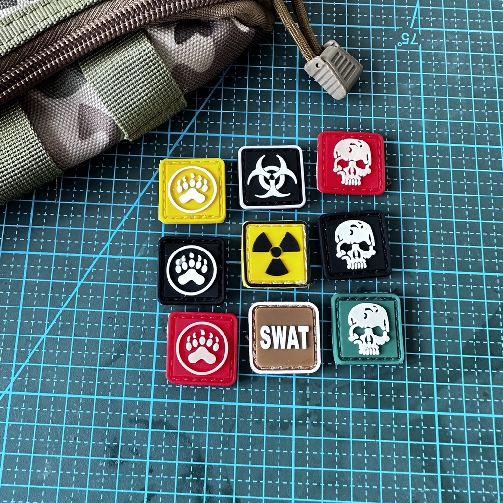 【Customized 】 Nightlight Mini PVC Tactical Bear Waterproof Morale Seal Biochemical Crisis SWAT ...