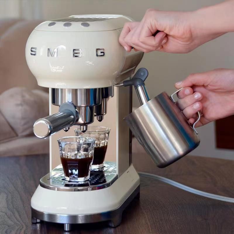 Smag SMEG ECF01 Italian coffee machine semi-automatic pump pressure ...