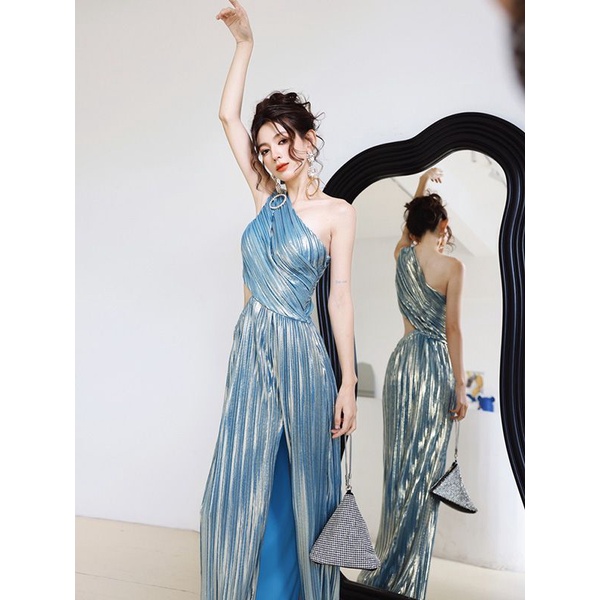 Beautiful Streamer Dress Design off-Shoulder Waist-Baring Dress 2024 ...