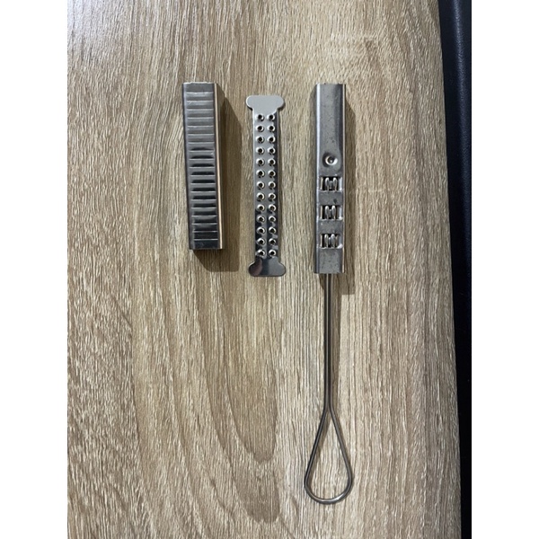 FTTH High Tension Flat Cable Fitting Fiber Optic P Clamp Drop Cable ...
