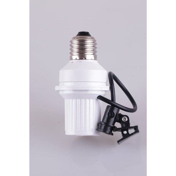 CAHAYA Automatic Light Fittings / Light Fittings Day and Night Light ...