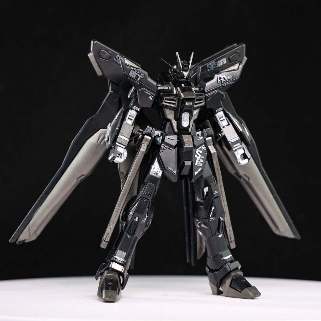 High-tech Midnight Legend Colorway Strike Freedom with Light Wing and ...