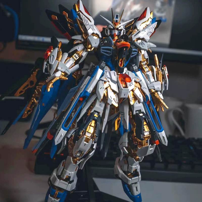 Taipan Model Gundam Strike Newborn Free Wind Chinba Batos Anime Mecha ...
