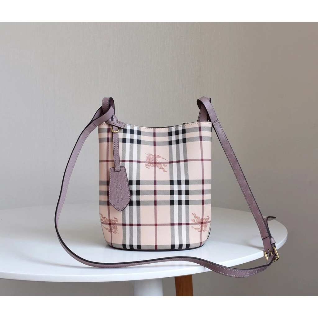 Burberry B shop counter classic small bucket bag, classic is not out of ...
