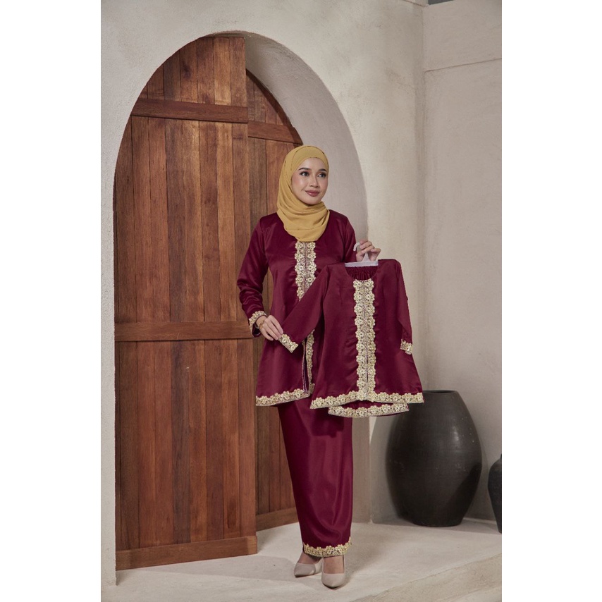 Set FAMILY SEDONDON Mother Son Dad RED MAROON BAJU KEBAYA MODEN KURUNG ...