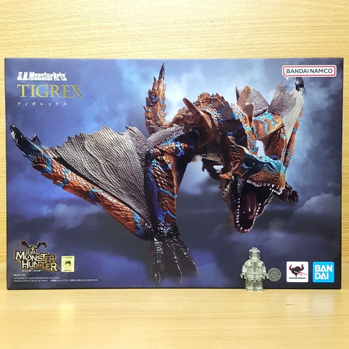 SH MonsterArts Tigrex Flying Wyvern Figure SHM MONSTER HUNTER RISE ...
