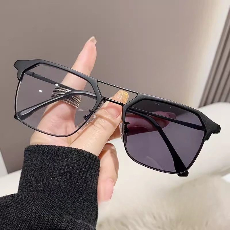 Photochromic Anti Radiation Eyeglasses for Women Transition Metal Frame ...