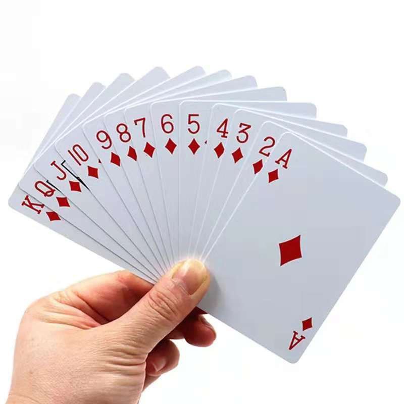 Waterproof Plastic Playing Cards With Hard Case Poker Cards Tong-Its ...