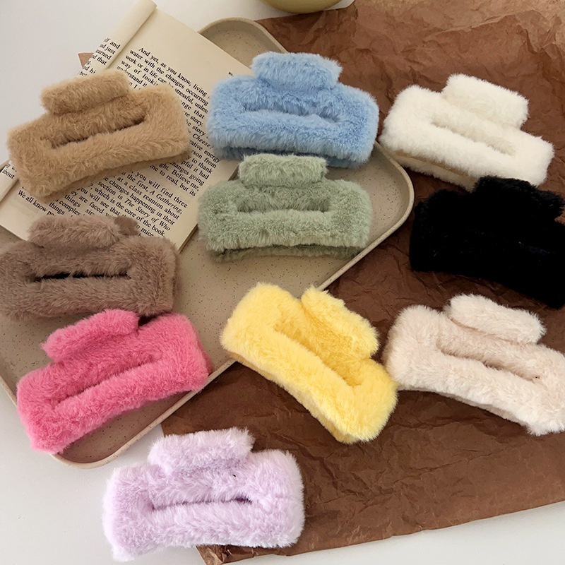 1pc Fluffy Hair Claw Clip New Trendy Hair Clamps Plush Hairpin Simple ...