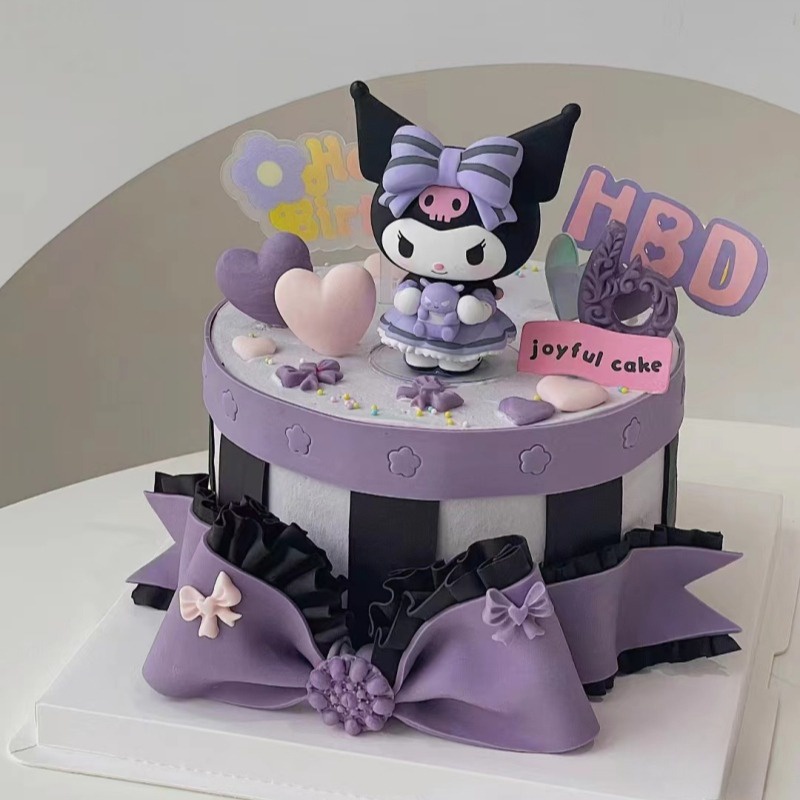 Bear holding enamel Kuromi birthday cake decoration ornaments Kuromi ...