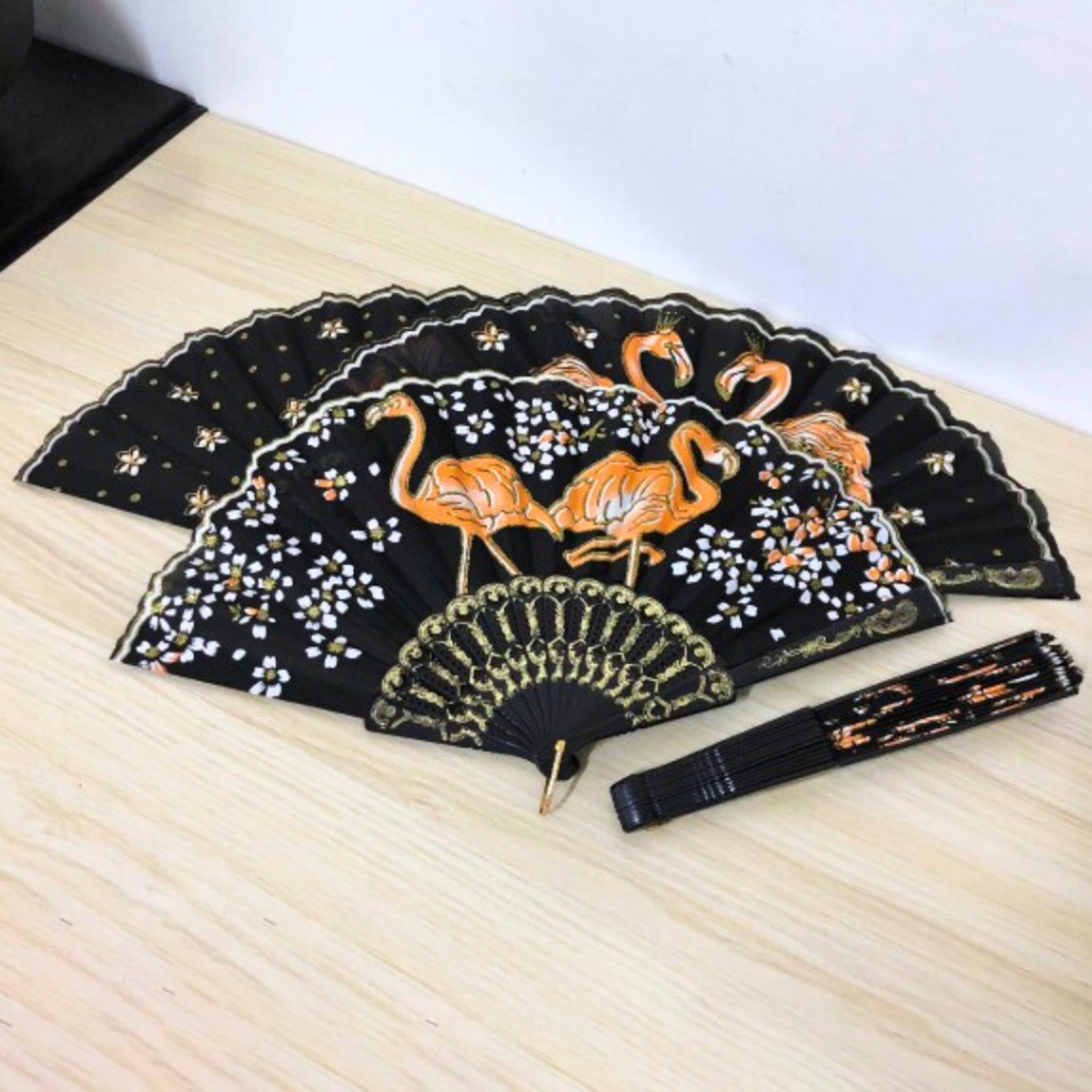 PLASTIC FOLDING/ FOLDABLE HAND FAN (G086) | Shopee Philippines