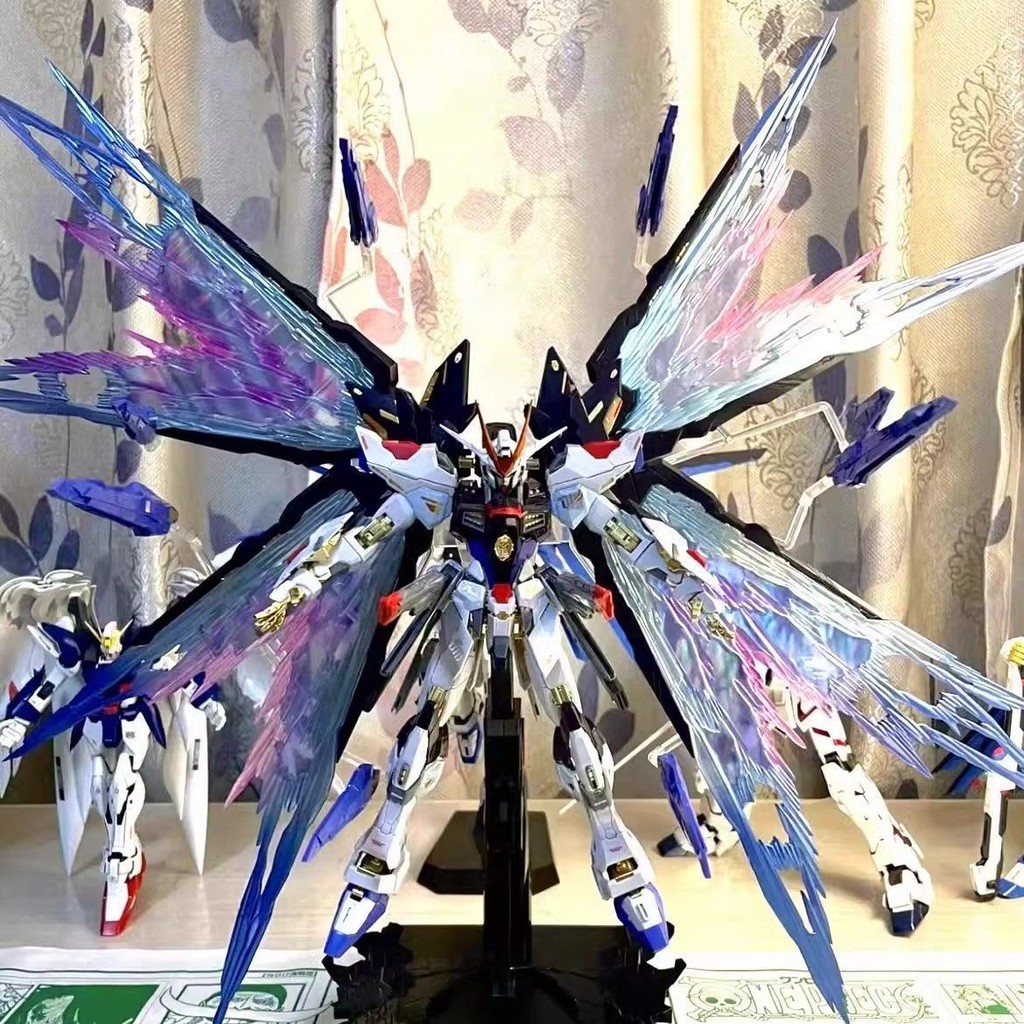 Free and Unique MGHG Series Assembly Figure Mecha Strike Freedom ...