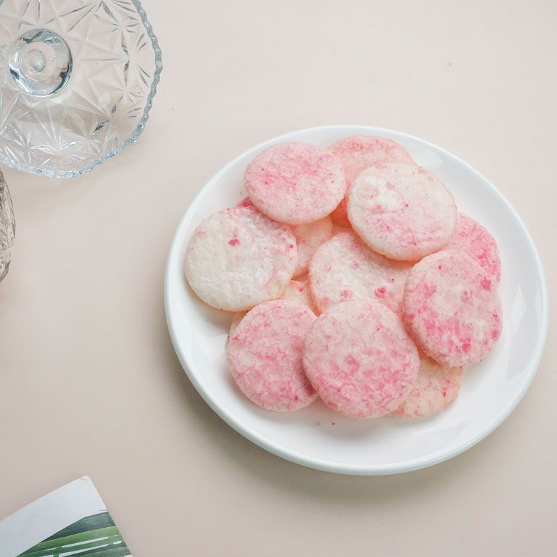 【BUY 1 TAKE 1】Strawberry flavored rice snow cake snack food snack food ...