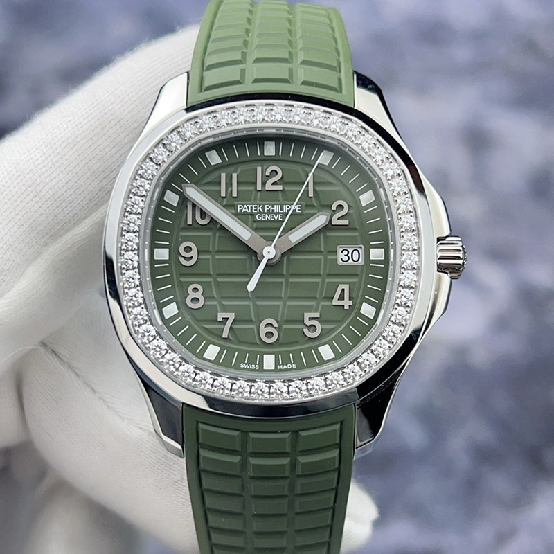 Patek Philippe Philippe AQUANAUT Series 5267A Women's Avocado Grenade ...