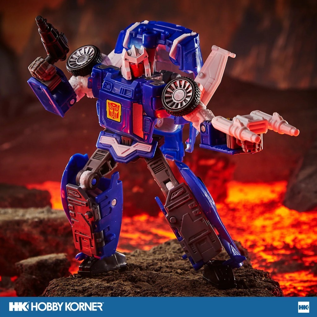 ( IN STOCK - DAMAGE BOX) HASBRO F0680 WFC Kingdom Deluxe Class Autobot ...