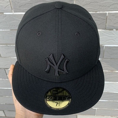 New Era Fully Enclosed MLB New York Yankees Baseball Cap Large Head ...