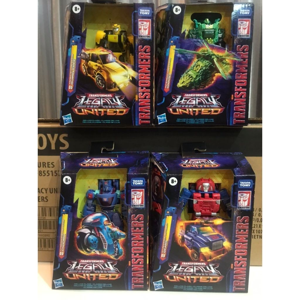 Transformers Legacy Deluxe Animated Bumblebee, Cyberverse Chromia, G1 ...