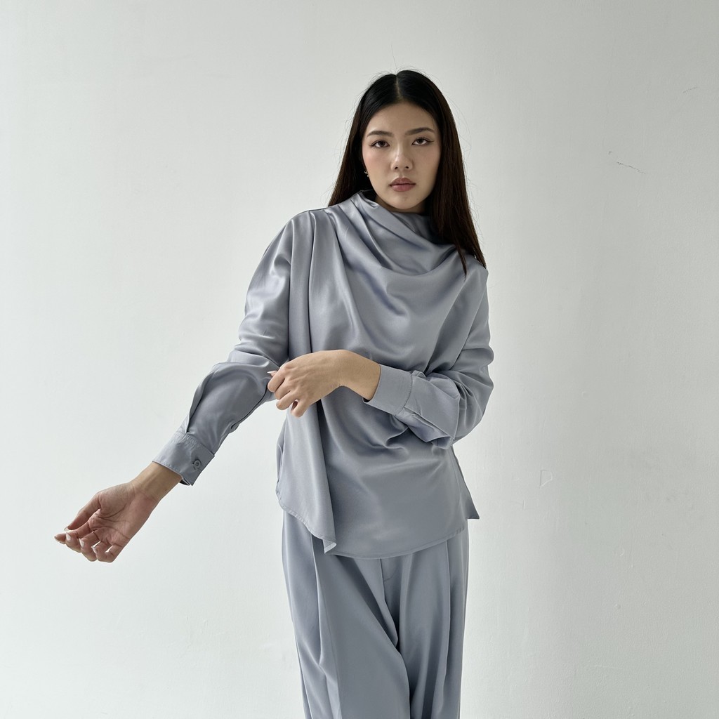KEMEJA TISH TOP - Women's Blouse Top Long Sleeve Satin Shirt Oversized ...