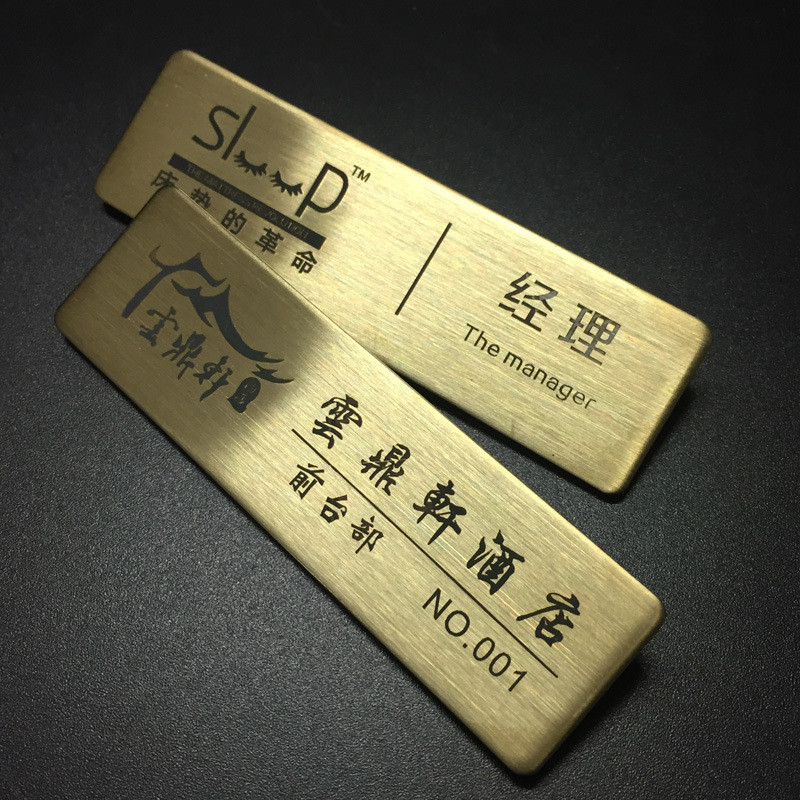 Stainless Steel Name Tag Round Titanium Steel Magnetic Work Badge ...
