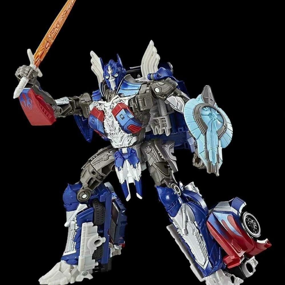 Hasbro Transformers Movie 5 Classic Navigator-Level Optimus Prime ...