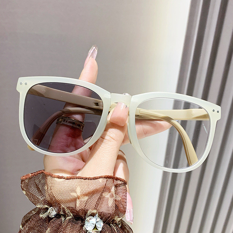 (-0~-400) Photochromic Myopia glasses, foldable color changing glasses ...