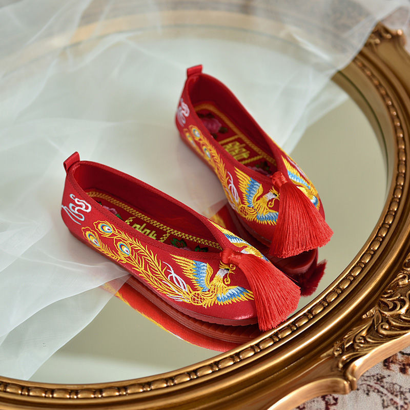 New Chinese Wedding Shoes Ladies Wedding Xiuhe Shoes Flat Embroidered ...