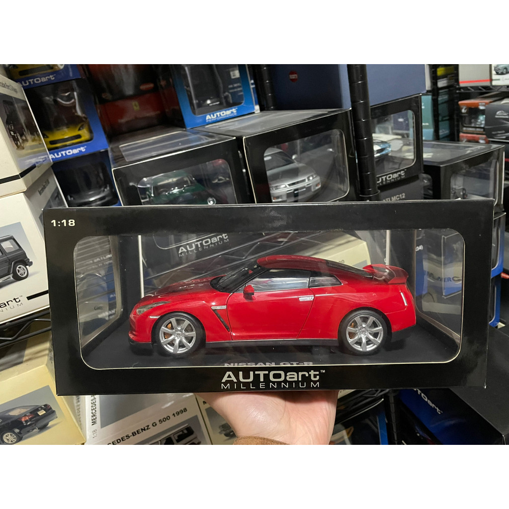Autoart autoart 1: 18 Nissan GTR R35 Red Brand New Original Package ...