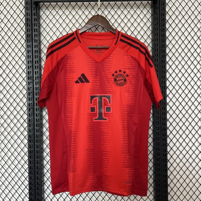 Bayern Munich Fans Issue jersey 24/25 Bayern Munich Home Red Football ...
