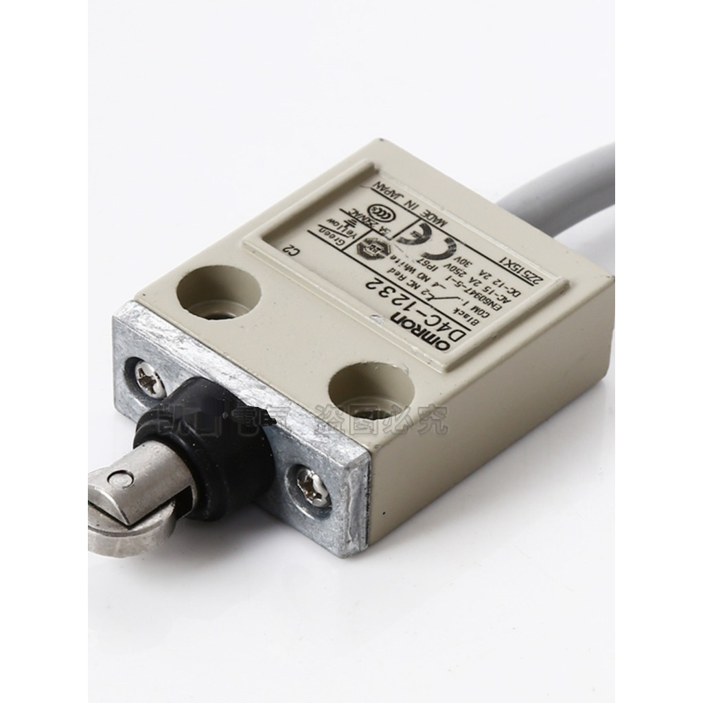 Omron Waterproof Stroke Limit Switch D4C-1232 1532 1332 1224 1201 ...
