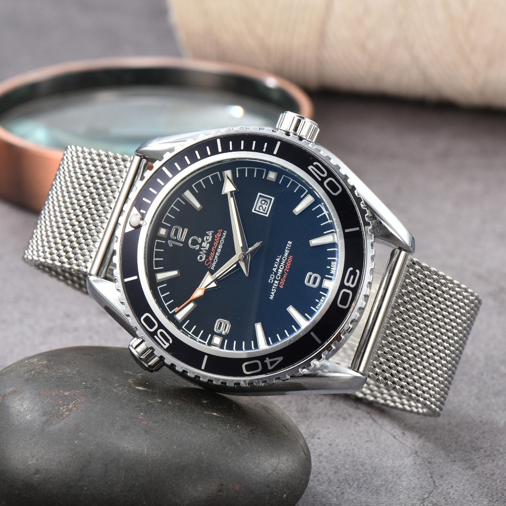 Omega Simple Business Casual Wrist Watch Quartz Movement Retro Men's ...