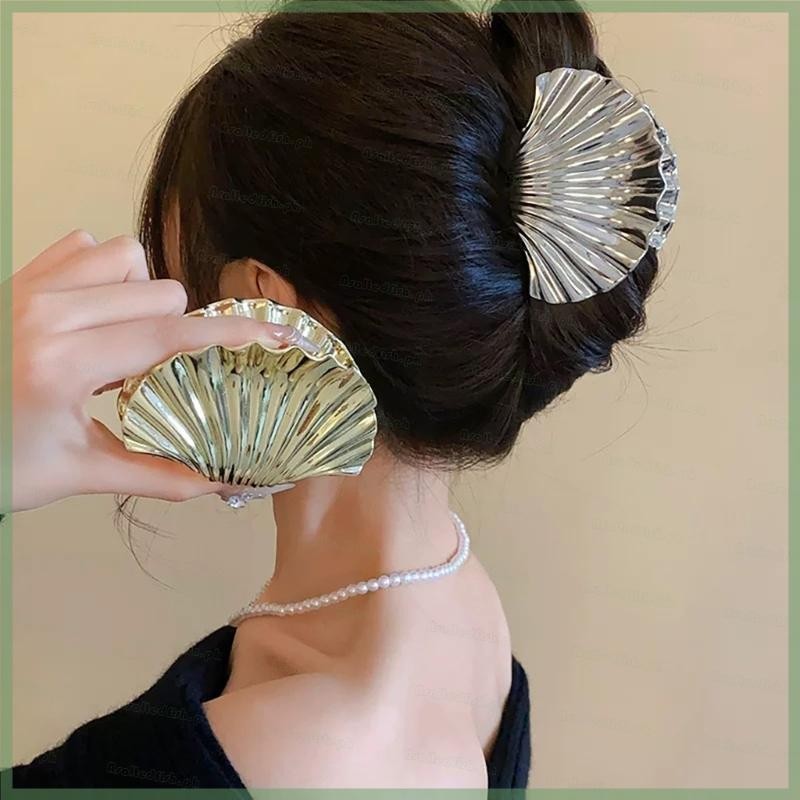 As Creative Shell Shape Hair Claw Hair Decoration For A Touch Of ...
