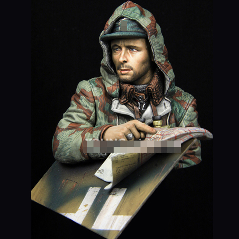 1/10 Kampfgruppe Officer Russia 1943 'Ostwind', Resin Model figure Bust ...