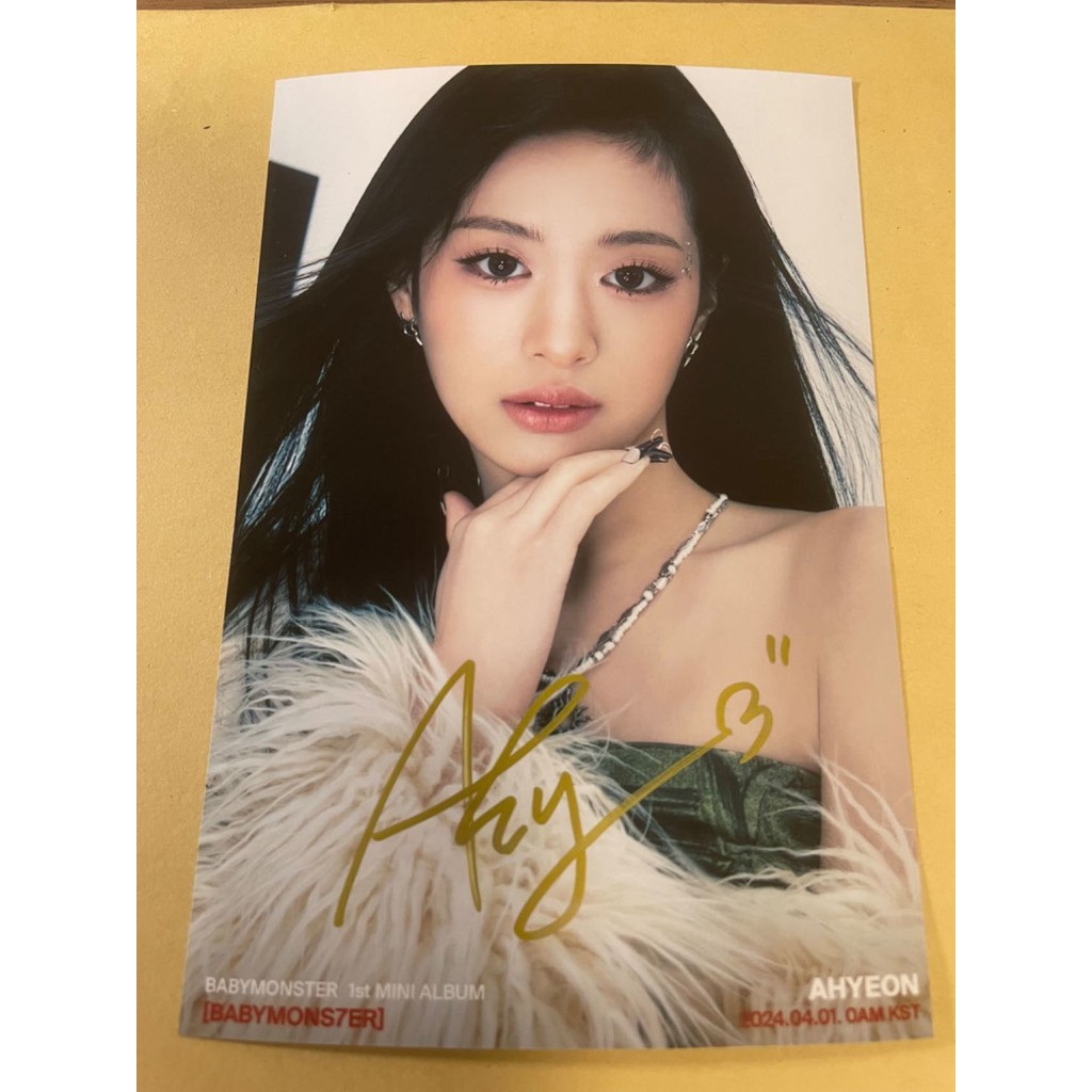Babymonster AHYEON Zheng Ya Zheng Yaxian Autographed Photo 2024,9,11 ...
