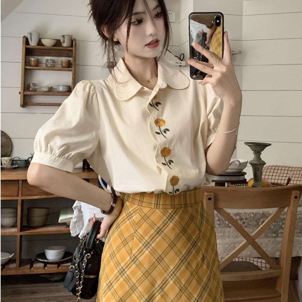 BH Women vintage embroidered apricot blouse short sleeve loose wavy ...